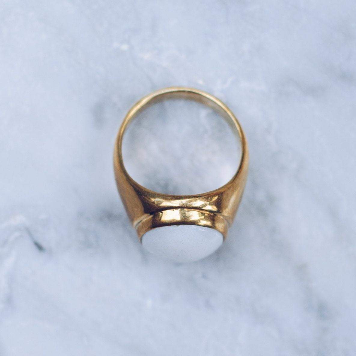 WHITE MARBLE RING | BRASS