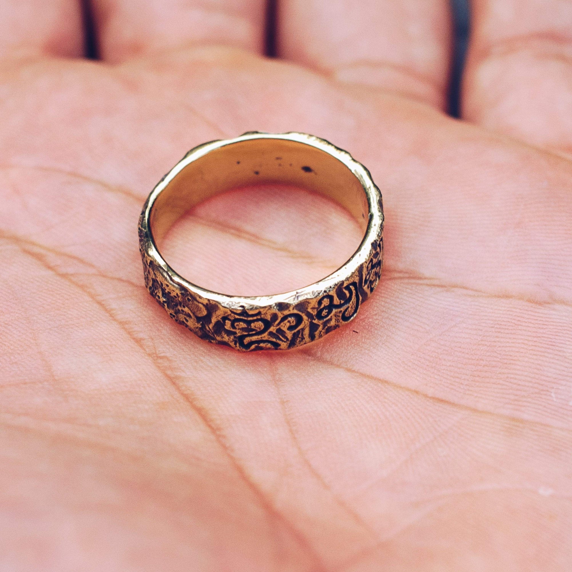 RAW BALINESE RING | BRASS