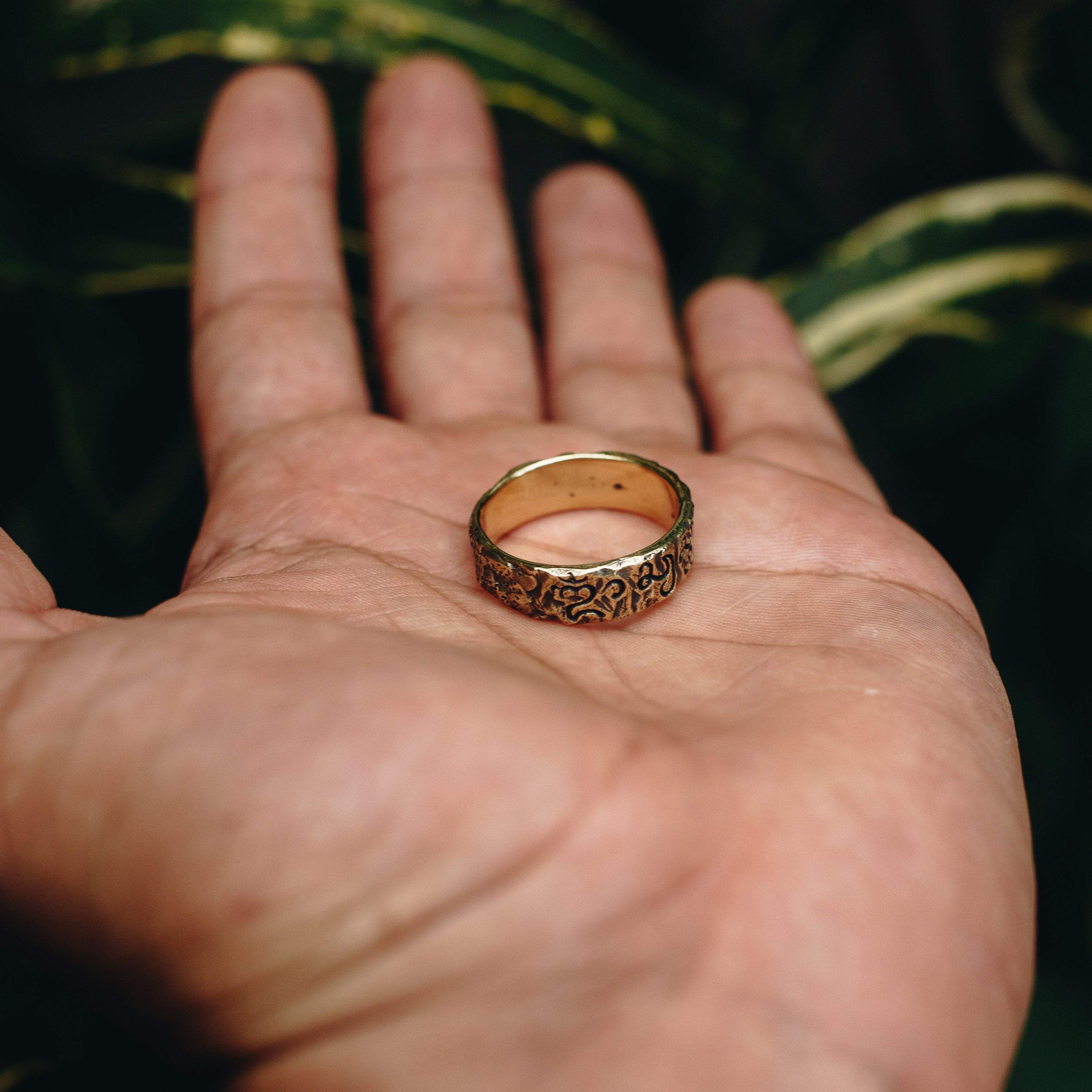RAW BALINESE RING | BRASS